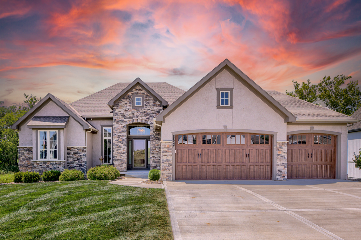 Kansas City Luxury Homes - Dani Beyer Real Estate